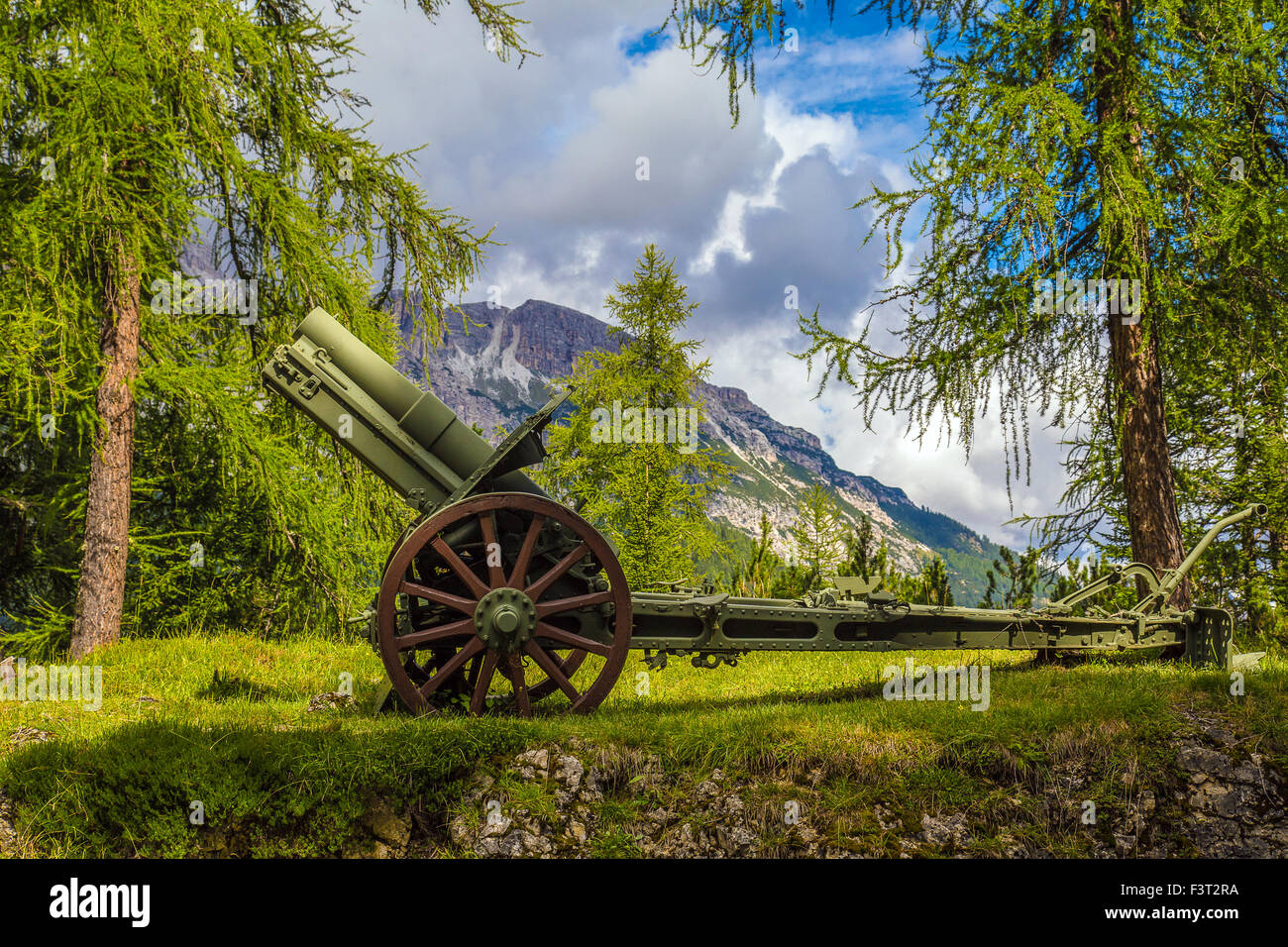 Italy Cannon at the entrance of the Military Memorial of Pocòl Stock ...