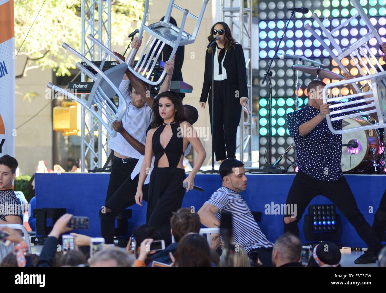 New York, NY, USA. 12th Oct, 2015. Selena Gomez on stage for NBC Today ...