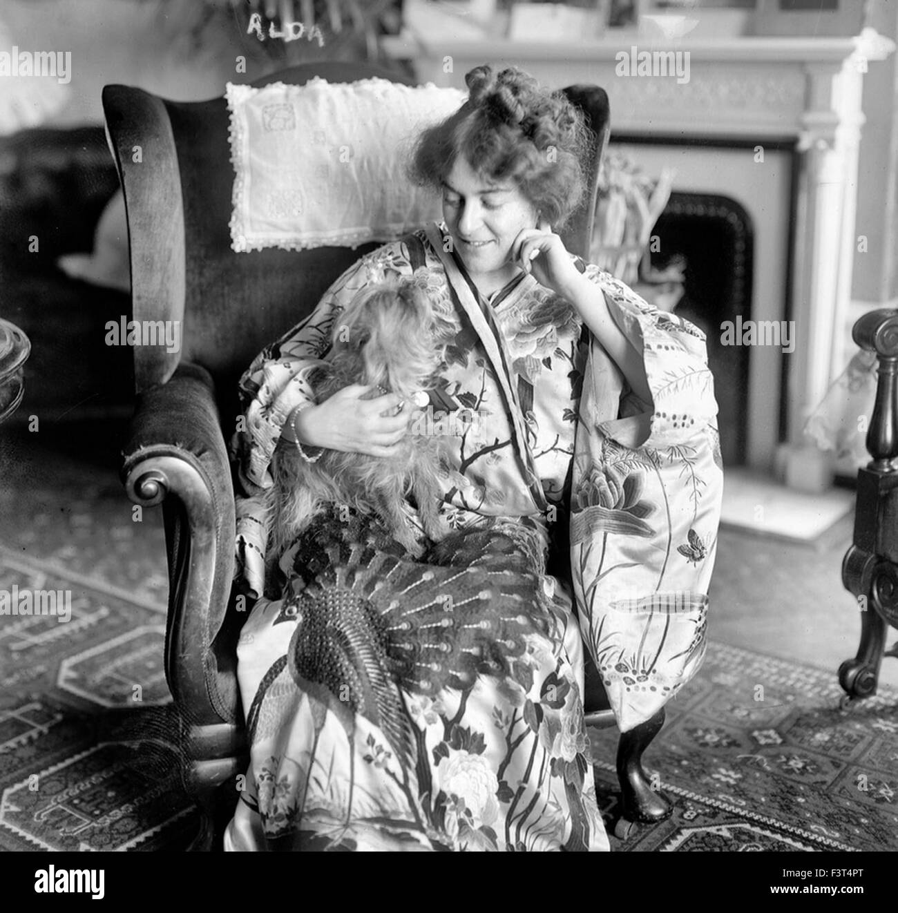 FRANCES ALDA (1879-1952) New Zealand-Australian operatic soprano in ...