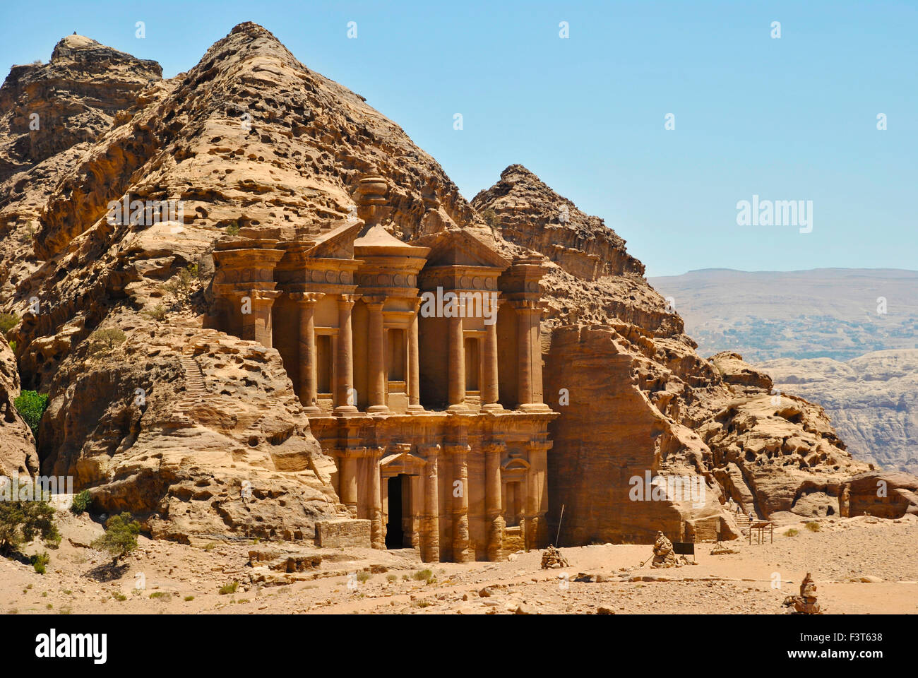 Ad Deir, monastery in Petra, Jordan Stock Photo - Alamy