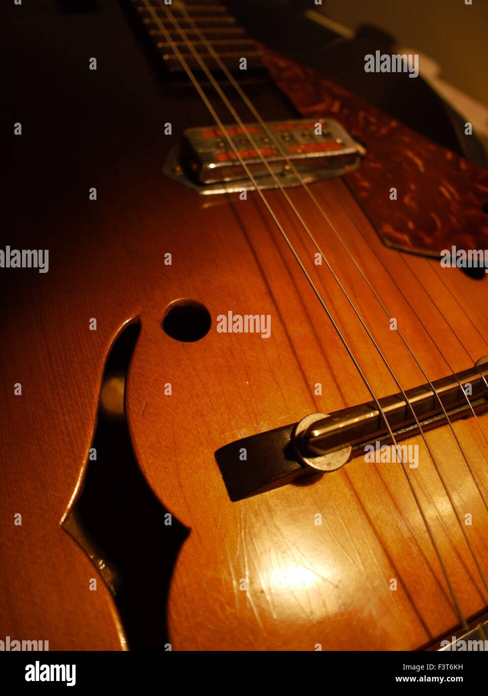 Vintage archtop arch top wooden guitar Stock Photo - Alamy