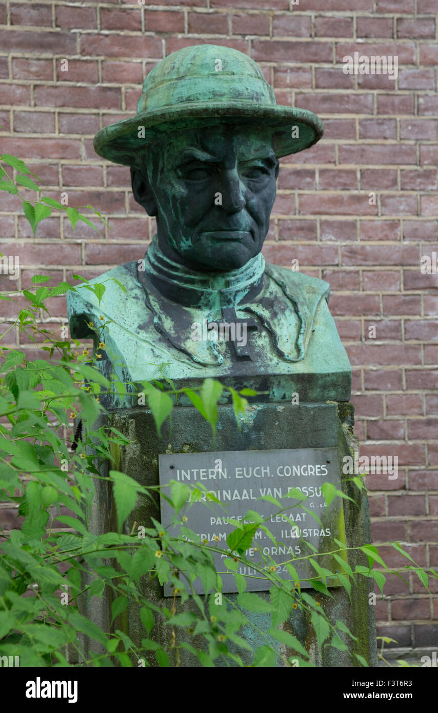 Bust of Cardinal Van Rossum in Begijnhof Amsterdam, Netherlands Stock ...