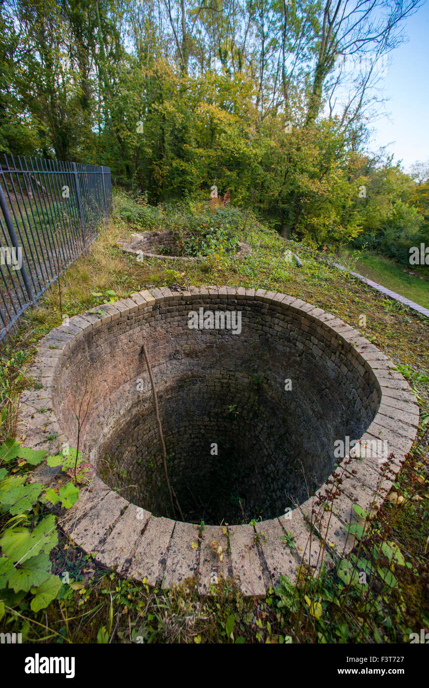 Knowle hi-res stock photography and images - Alamy