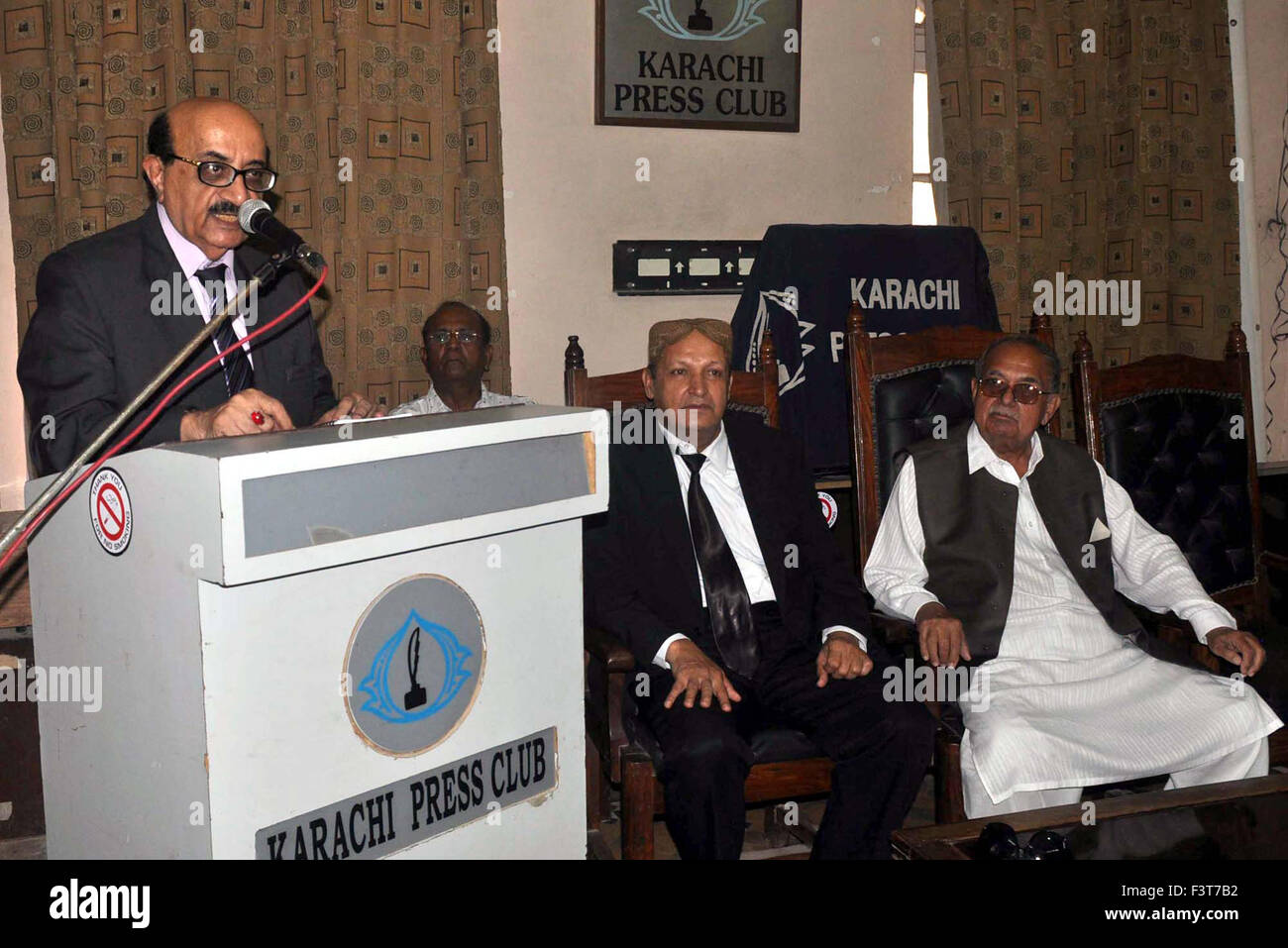 Karachi, Pakistan. 12th October, 2015. Justice Deedar Hussain Shah ...