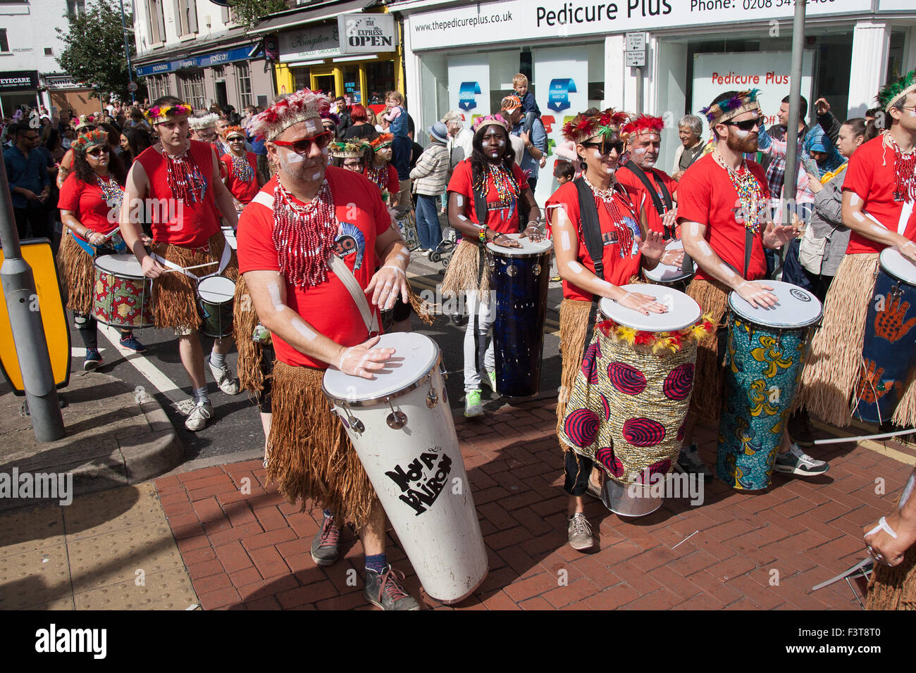 Brasilian samba drummers parade drums hi-res stock photography and ...