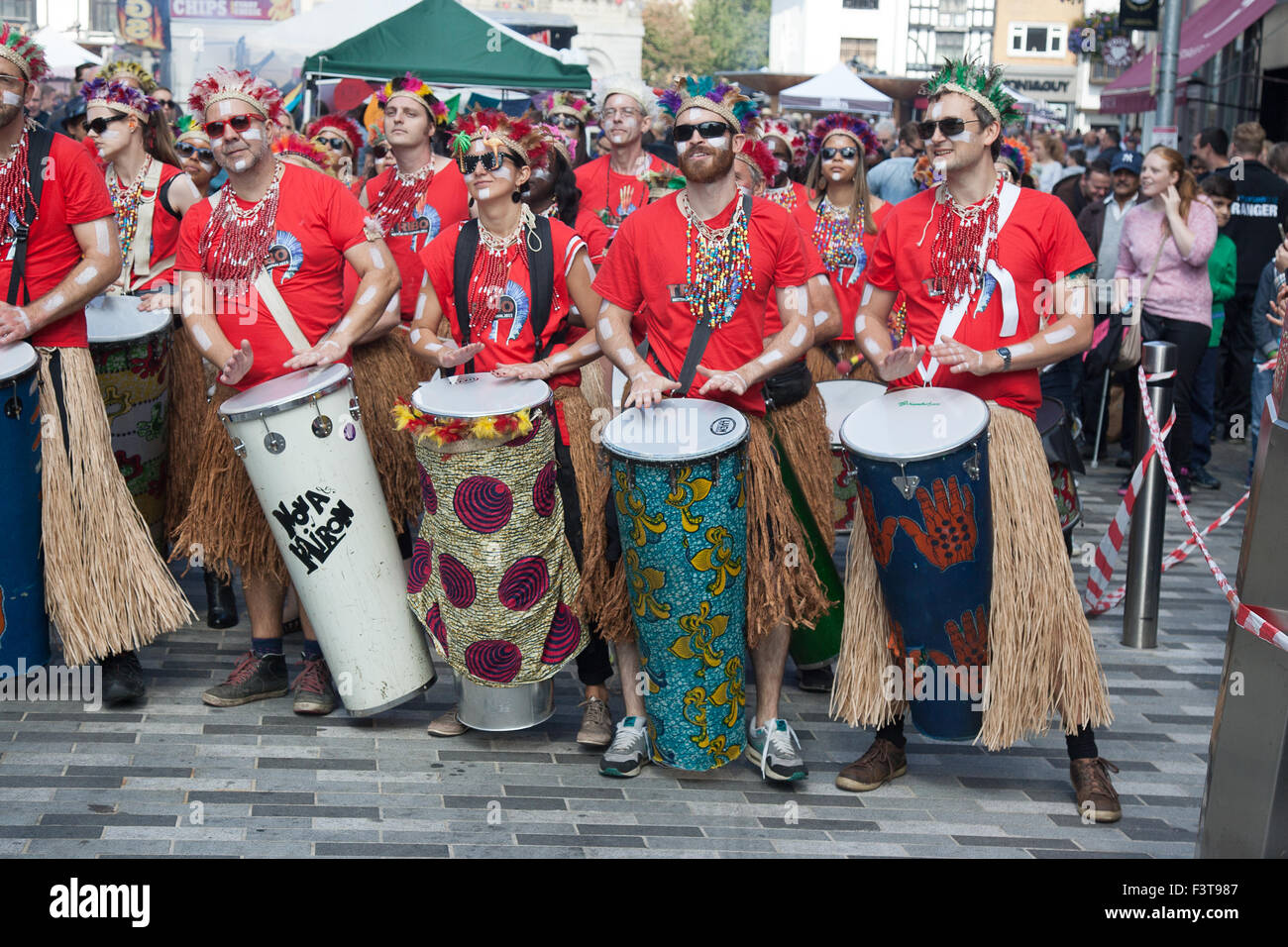 Brasilian samba drummers parade drums hi-res stock photography and ...