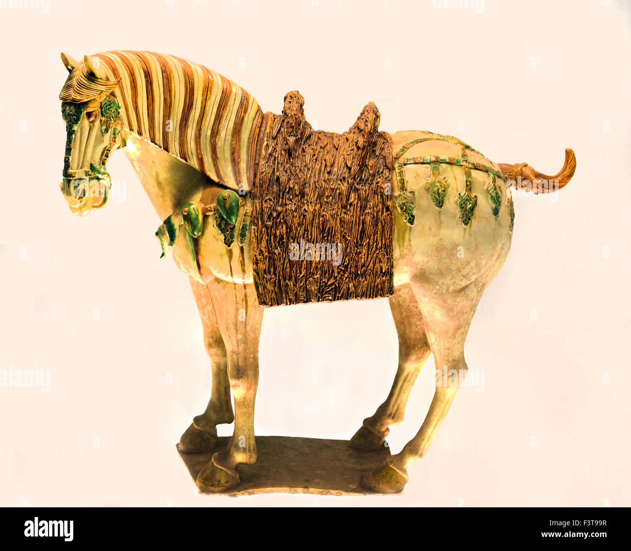 Ancient china horse tang dynasty hi-res stock photography and images ...