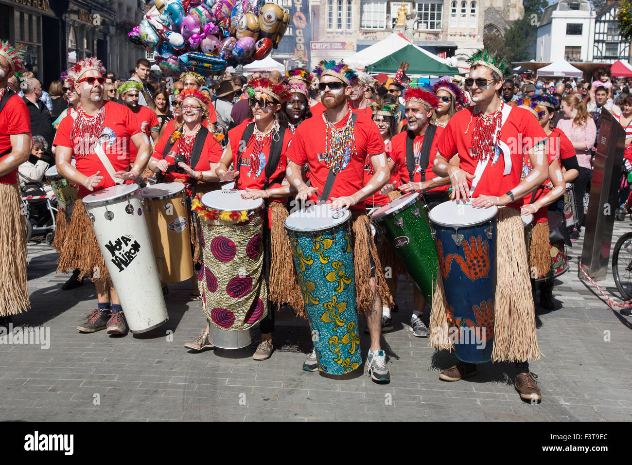 Brasilian samba drummers parade drums hi-res stock photography and ...
