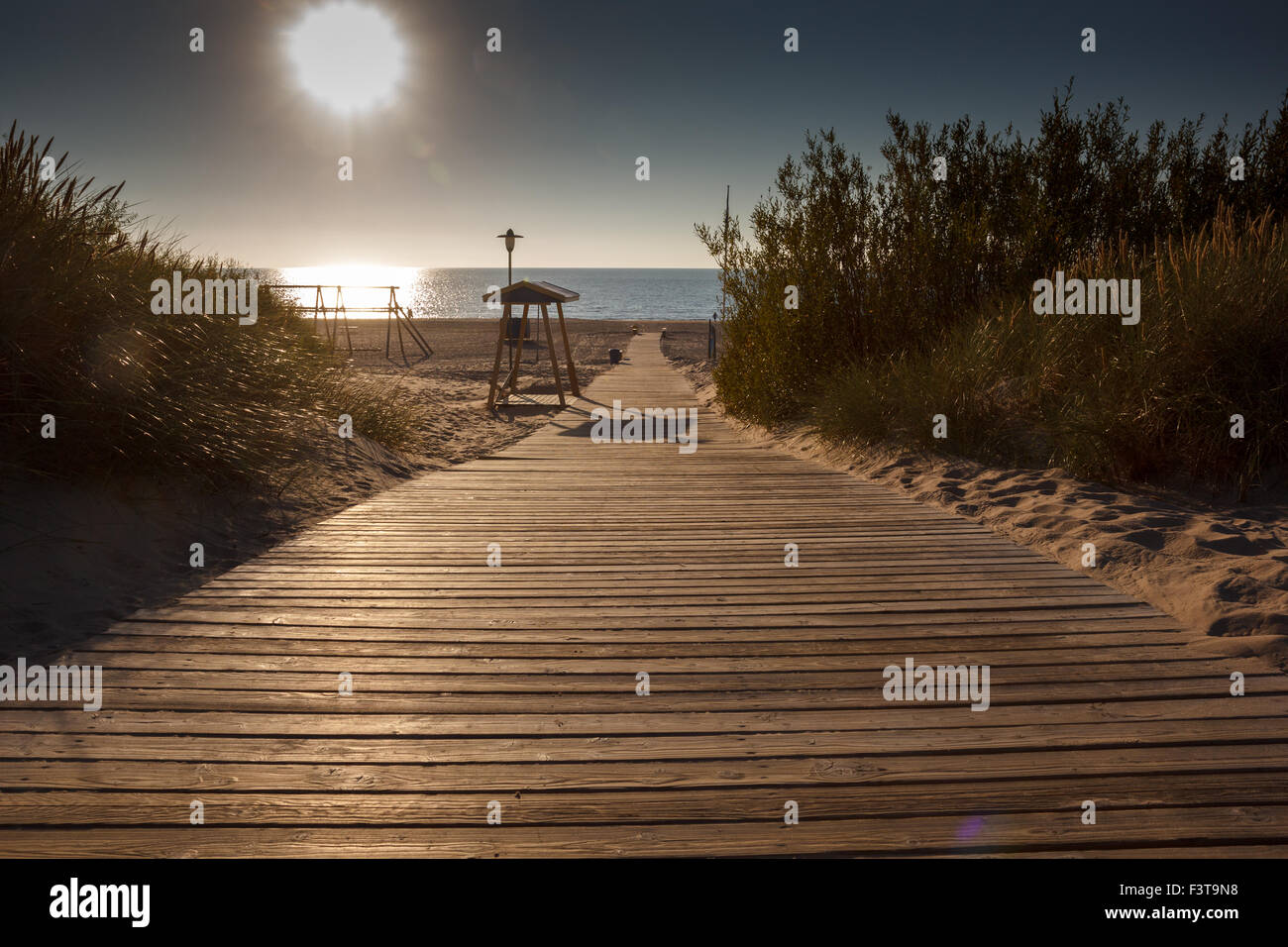 Plank walk walkway hi-res stock photography and images - Alamy
