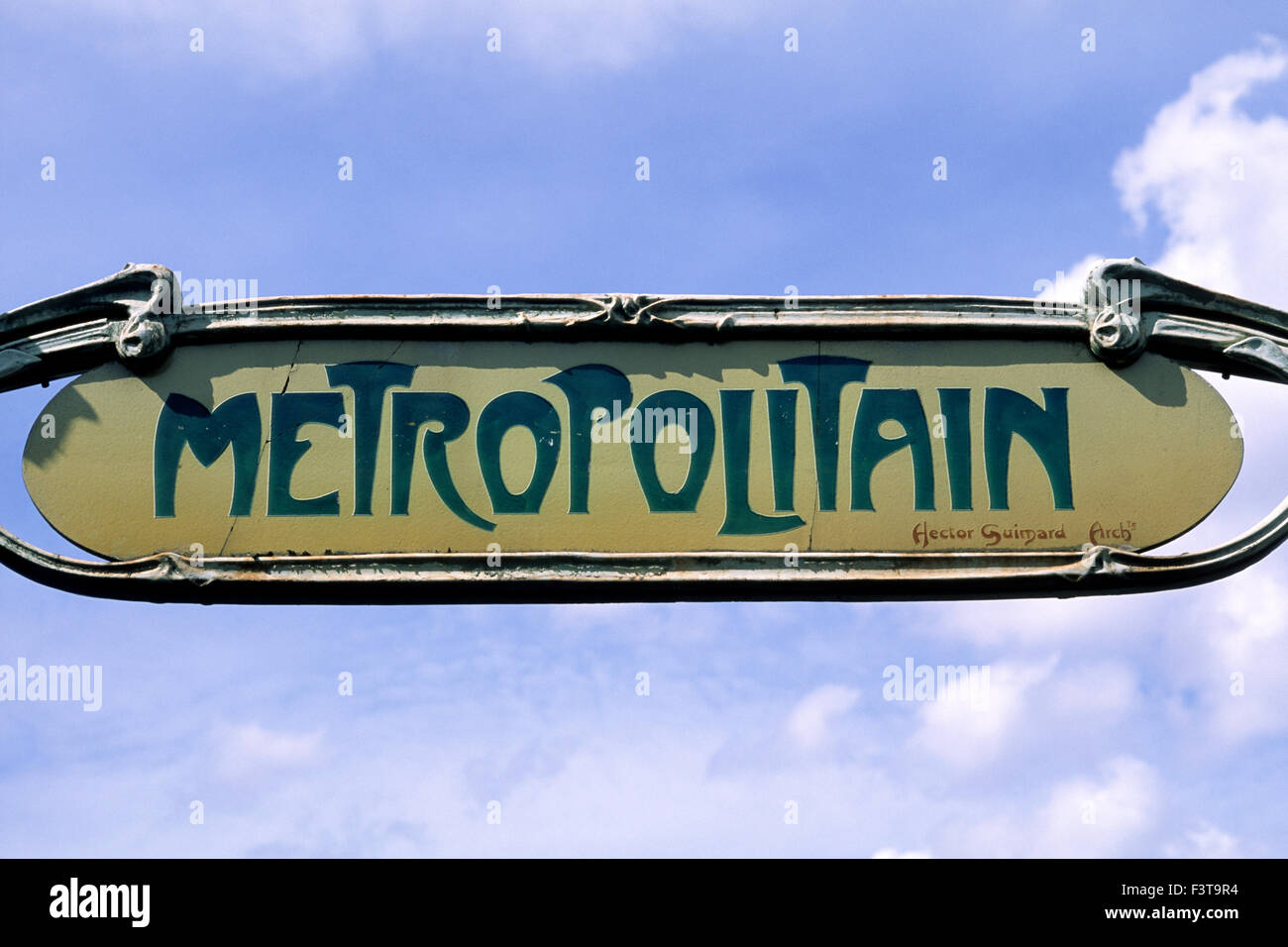 Paris, Metro sign Stock Photo - Alamy