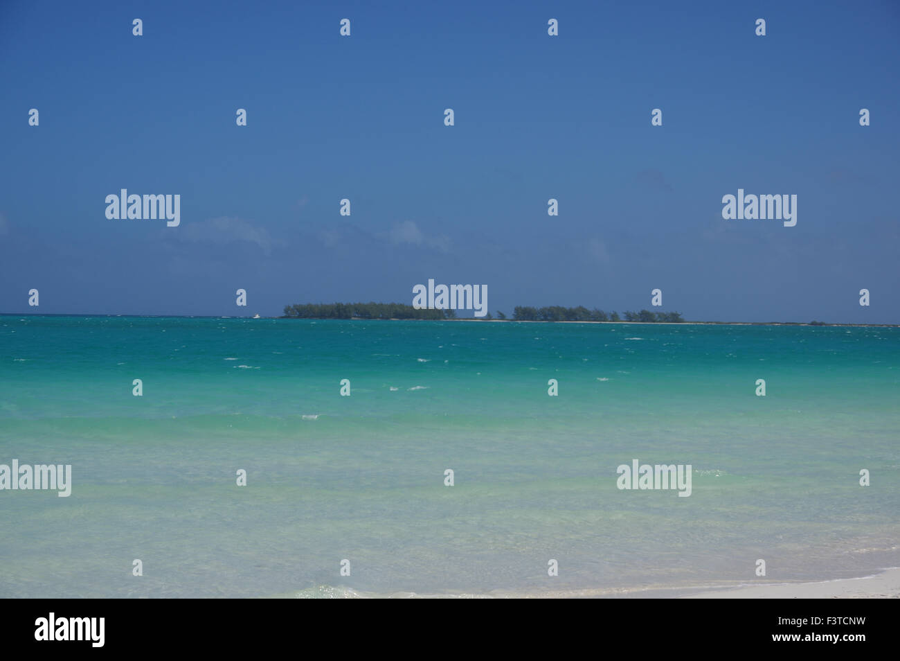 Short island hi-res stock photography and images - Alamy