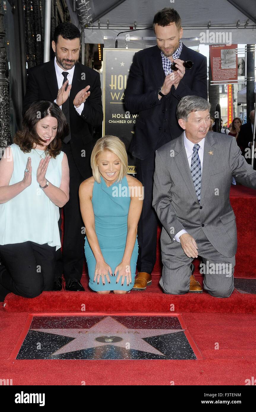 Hollywood, CA. 12th Oct, 2015. Maureen Schultz, Jimmy Kimmel, Kelly ...