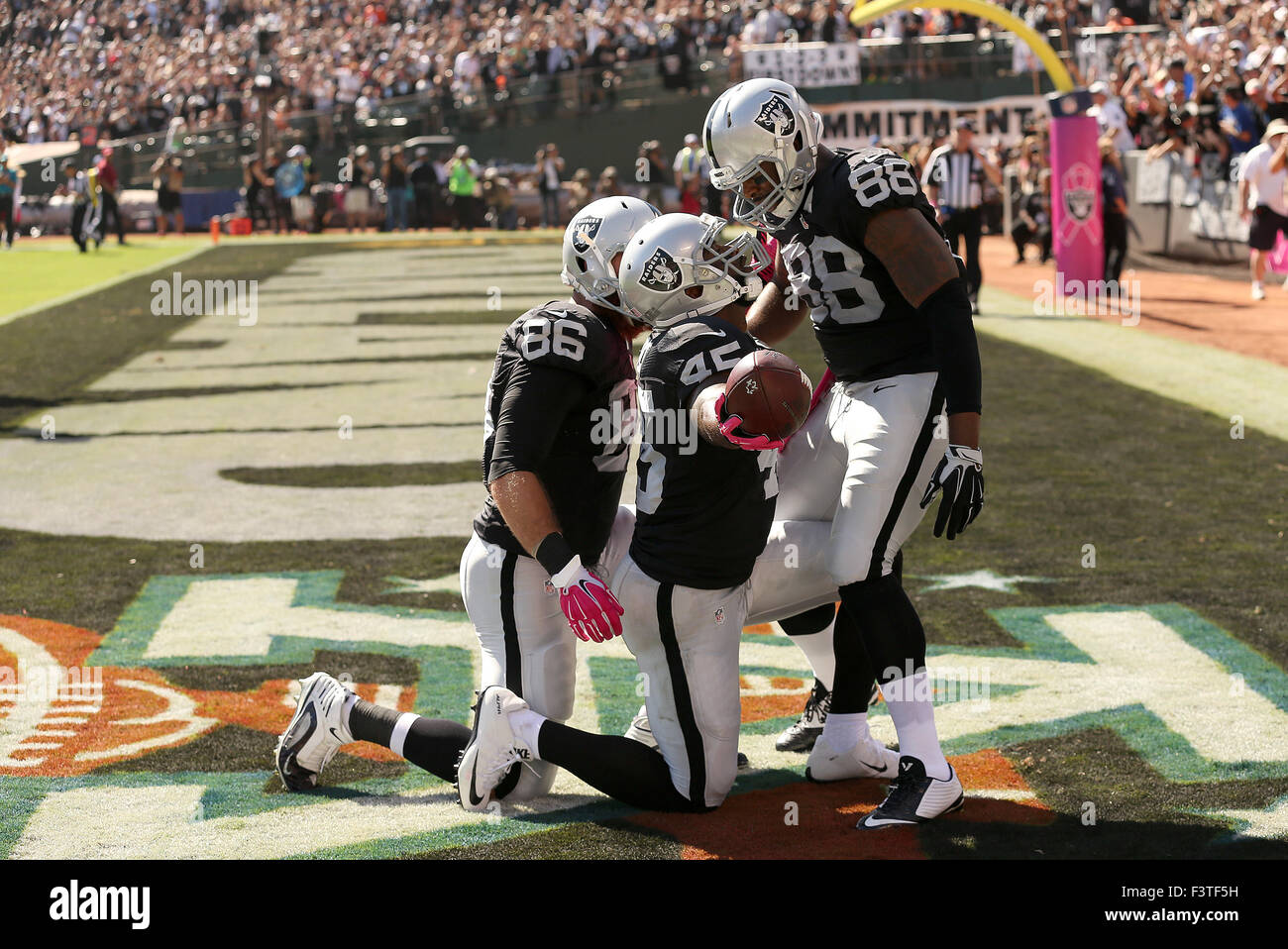 11 October 2015: Oakland Raiders fullback Marcel Reece during action in ...