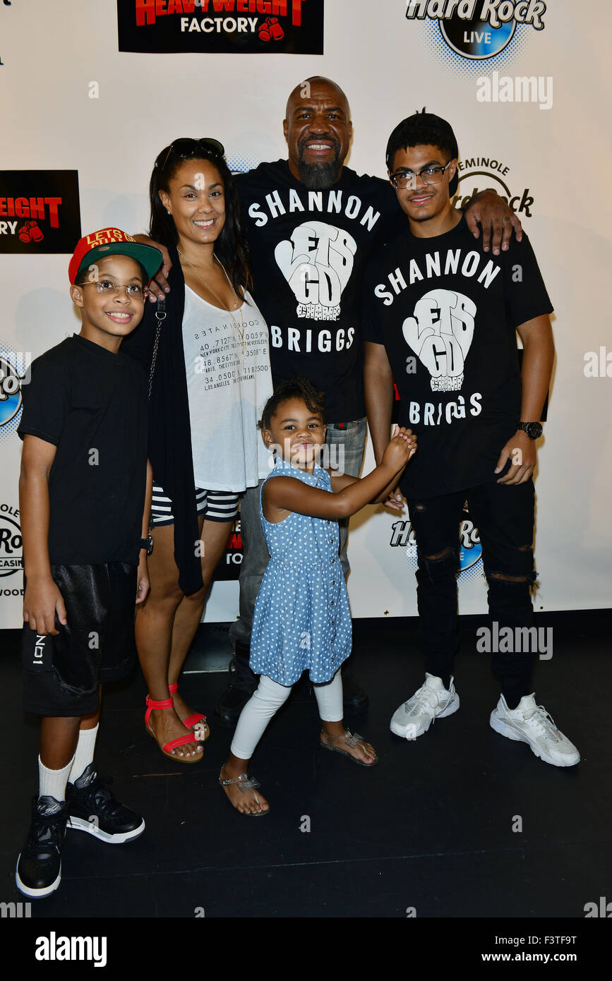 Shannon Briggs vs Mike Marrone press conference at Paradise Live ...