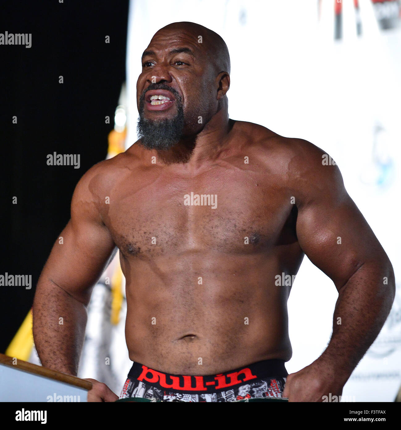 Shannon Briggs vs Mike Marrone press conference at Paradise Live ...