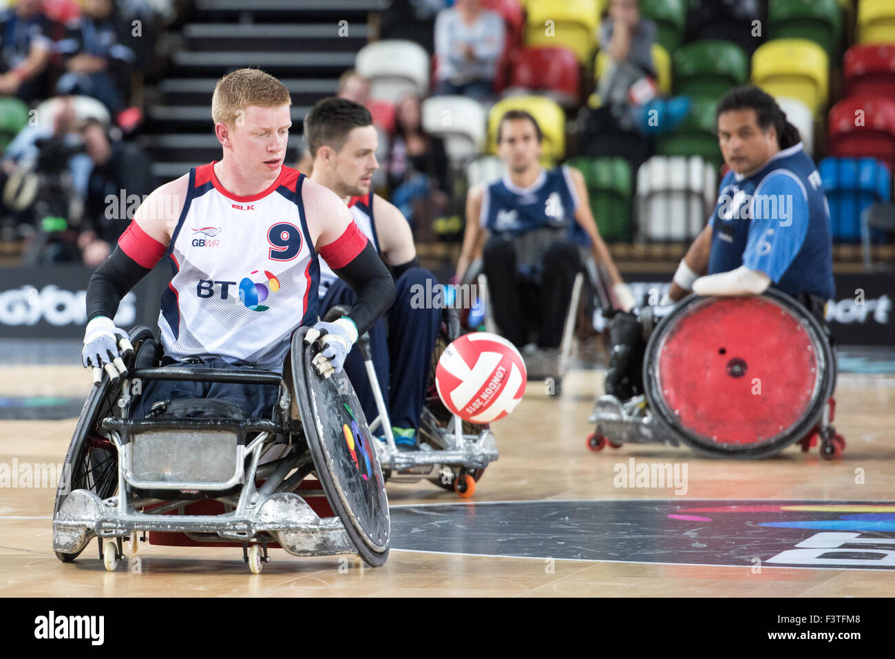 James roberts hi-res stock photography and images - Alamy