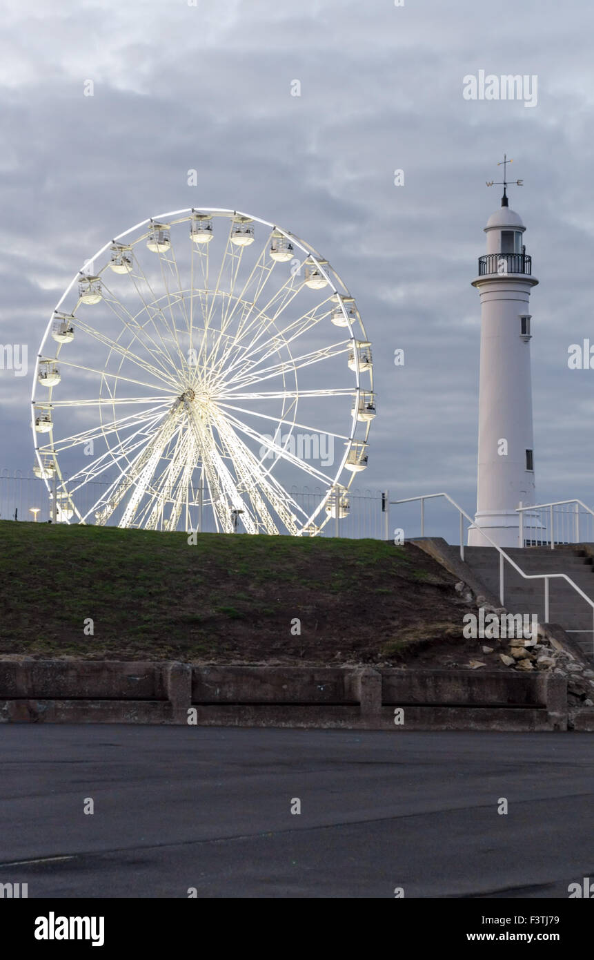 The Big Wheel and Cliffe Park Lighthouse, Sunderland, Illuminated as ...