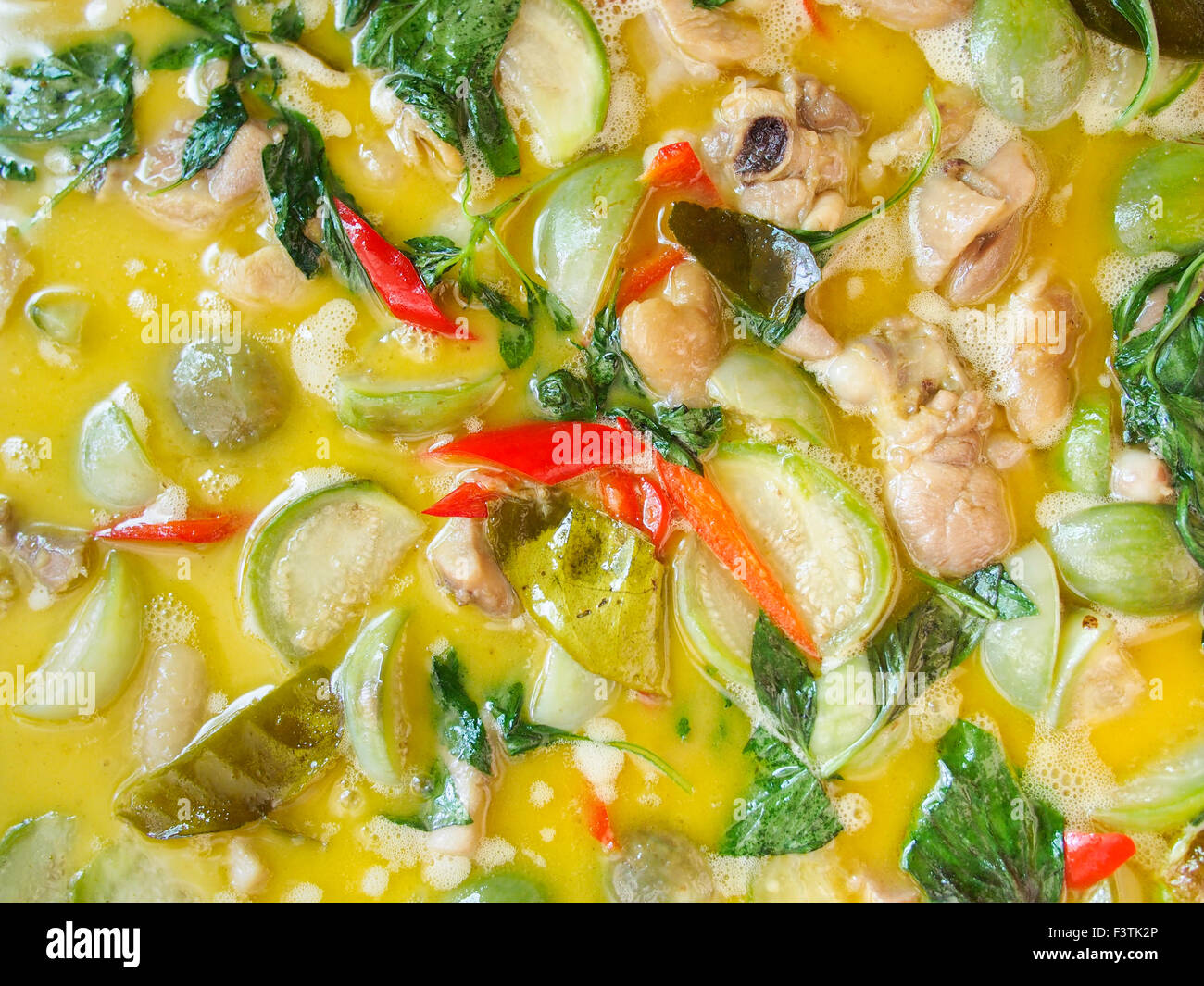 green curry chicken Stock Photo - Alamy