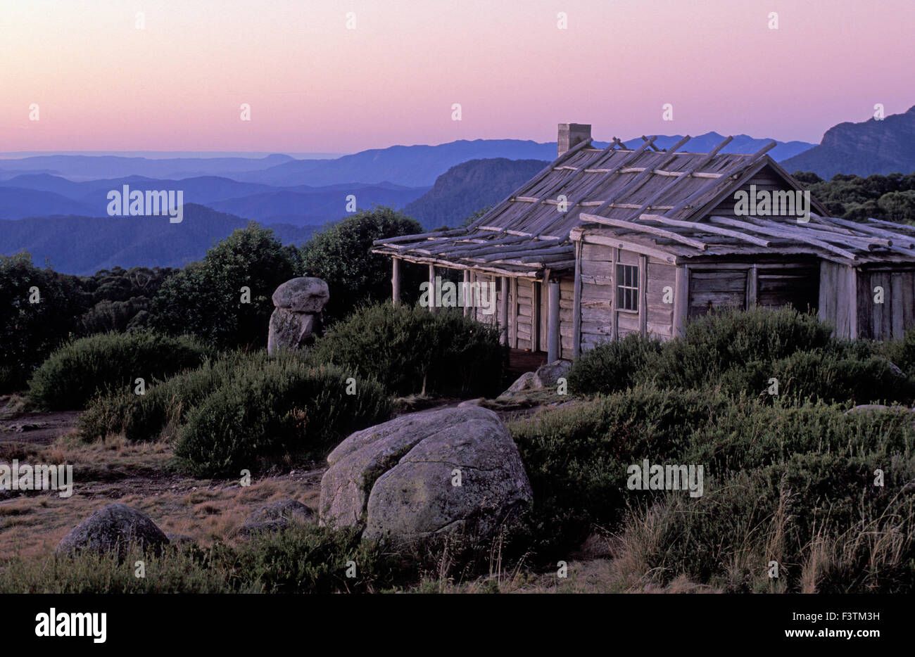 CRAIG'S HUT MT STIRLING, VICTORIAN HIGH COUNTRY, WAS BUILT FOR THE ...