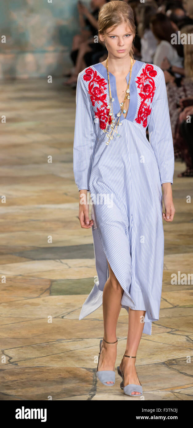 Alexandra Elizabeth High Resolution Stock Photography and Images - Alamy