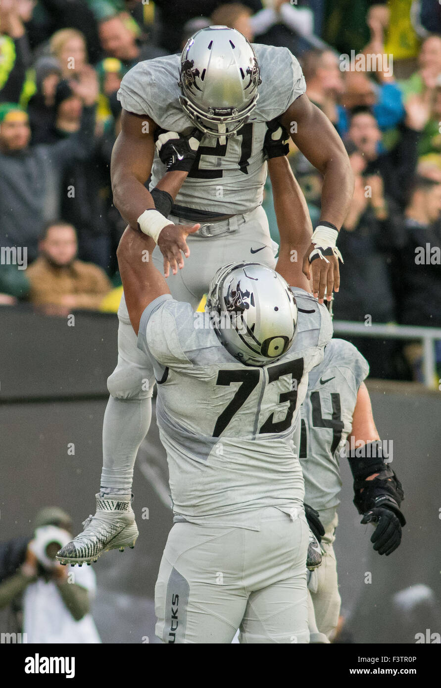 Double Overtime. 10th Oct, 2015. Oregon running back Royce Freeman (21 ...
