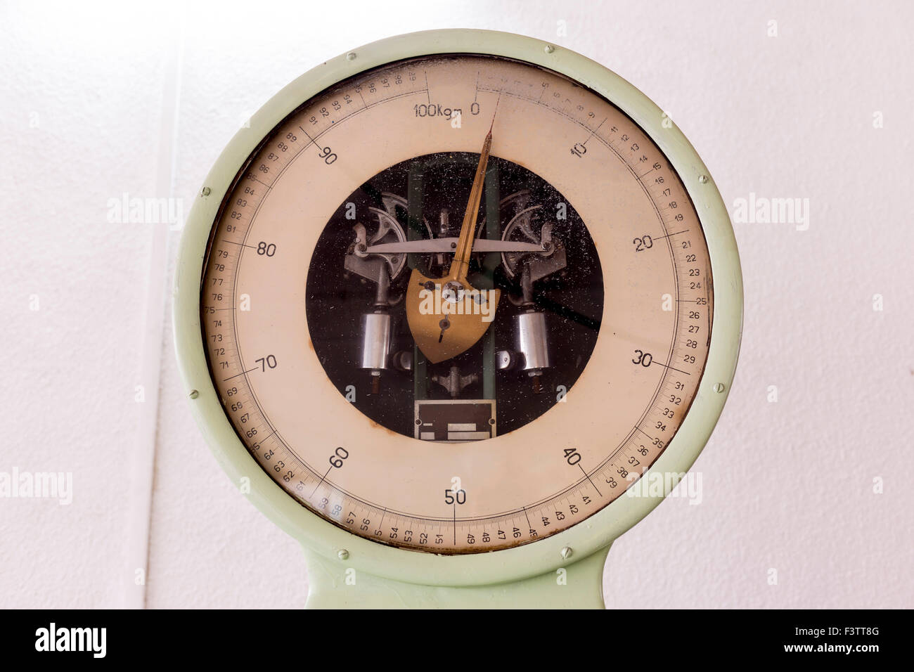 Old laboratory equipment hi-res stock photography and images - Alamy