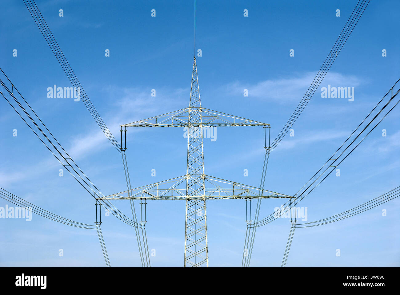 Pylon blau hi-res stock photography and images - Alamy