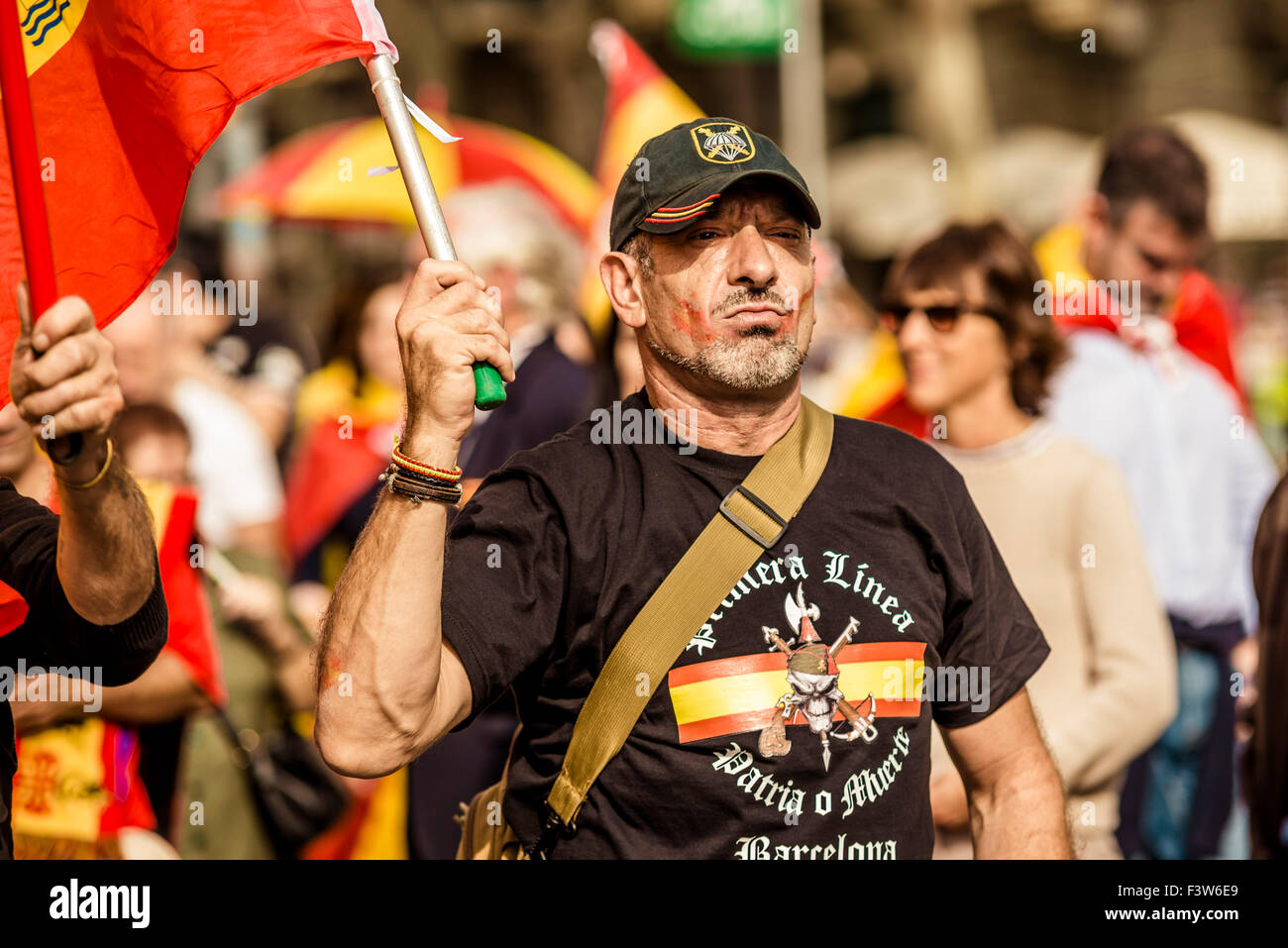 Barcelona, Spain. 12th Oct, 2015. Former members of the Spanish Legion ...