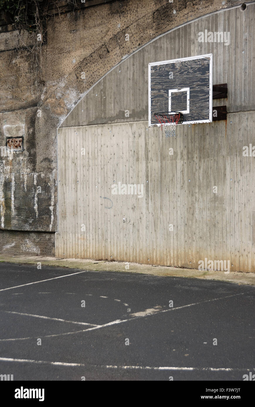 basketball on the street Stock Photo - Alamy