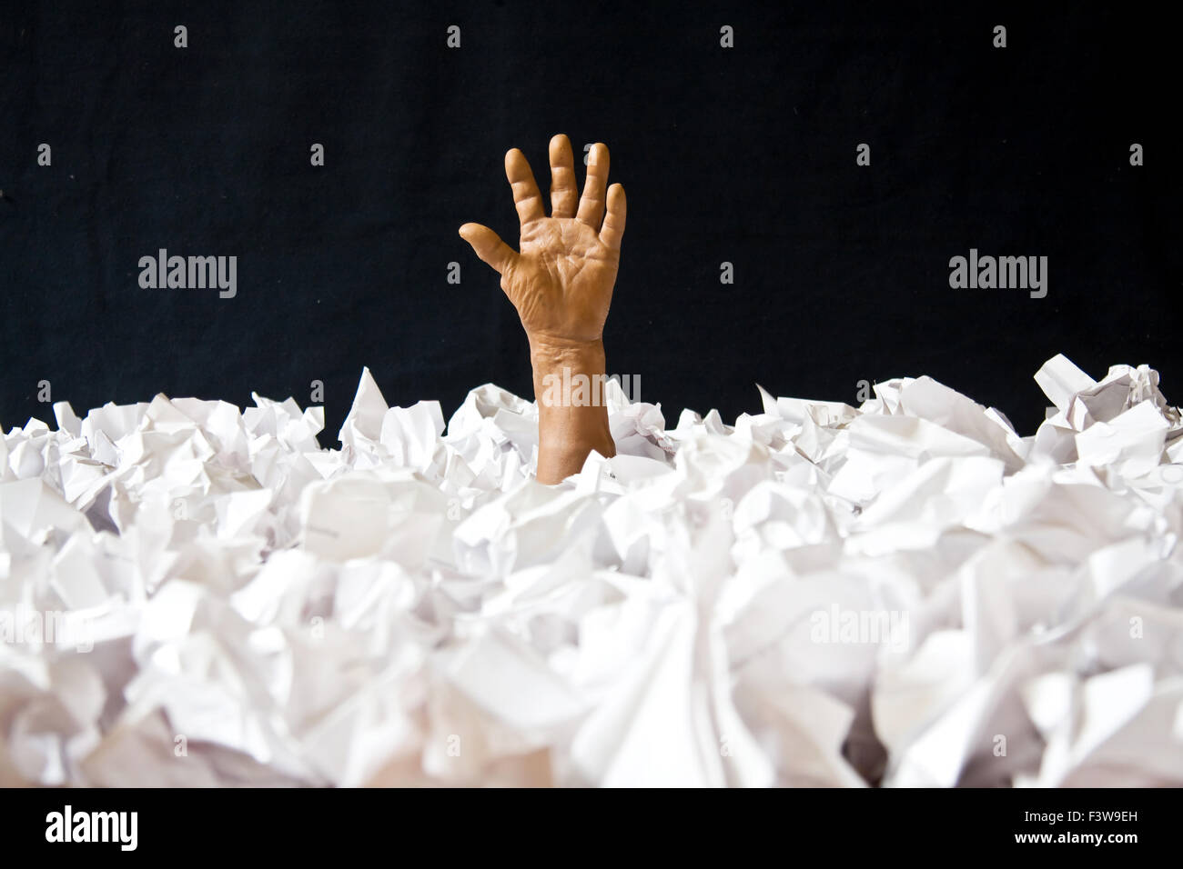 Paper blockade hi-res stock photography and images - Alamy