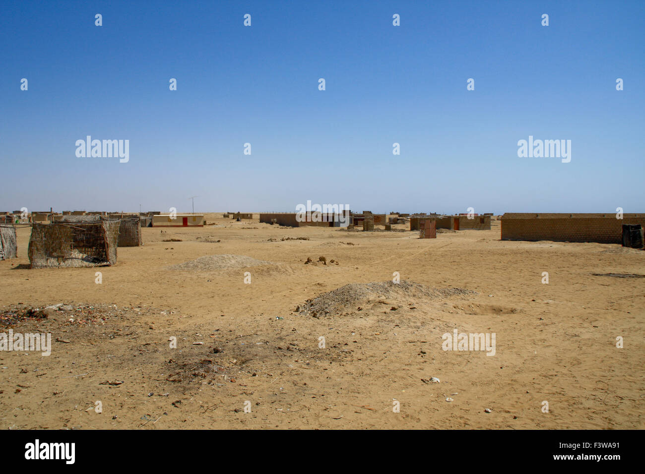 Village in desert Stock Photo - Alamy