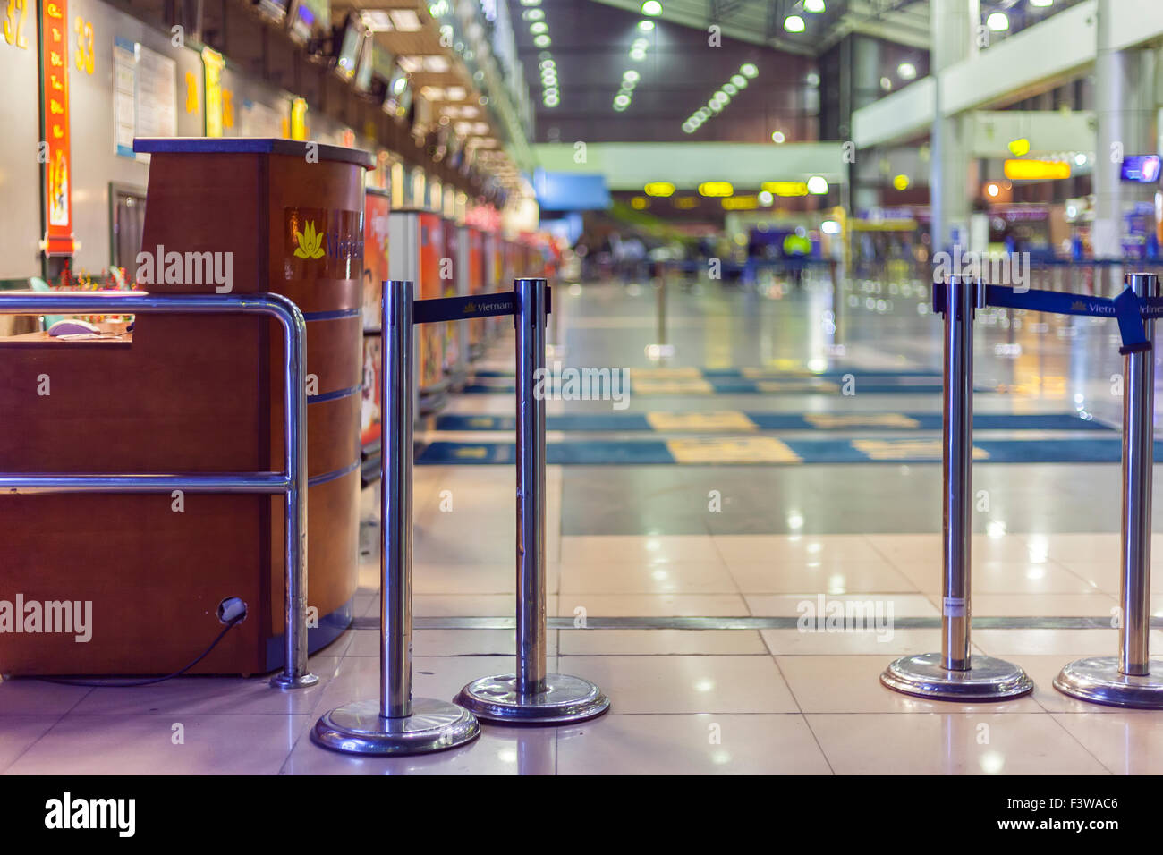 Airport reception building hi-res stock photography and images - Alamy
