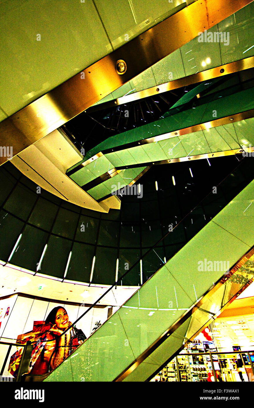 Department shopping hi-res stock photography and images - Alamy