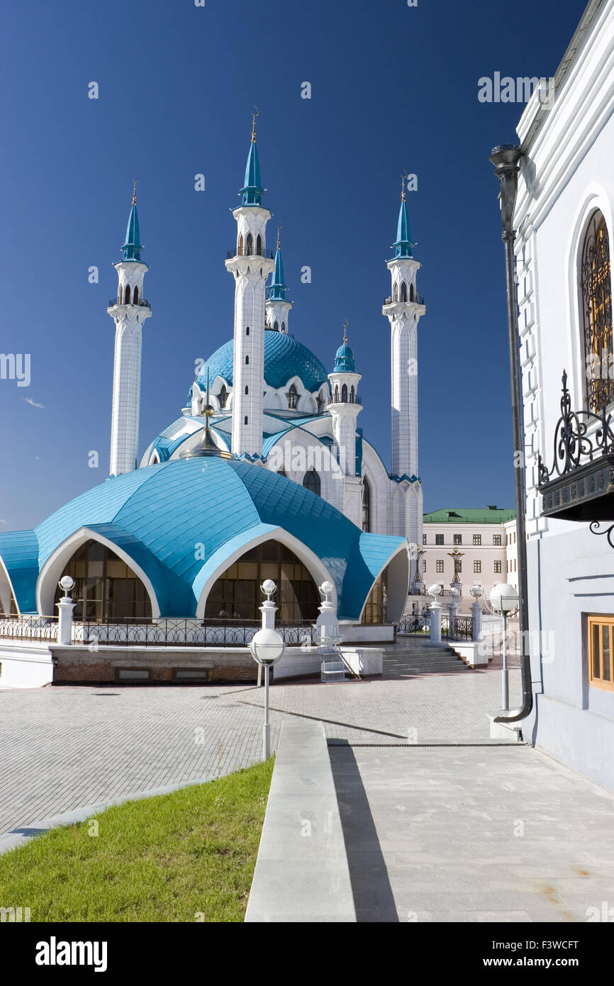Qolsharif mosque minaret / Kazan Stock Photo - Alamy