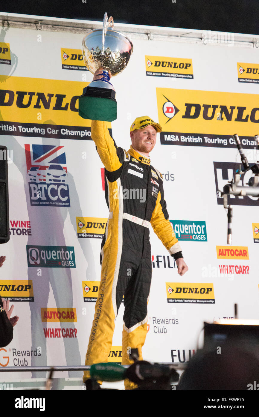 Josh Cook Power Maxed Racing RacingforHeroes with his Jack Sears Trophy ...