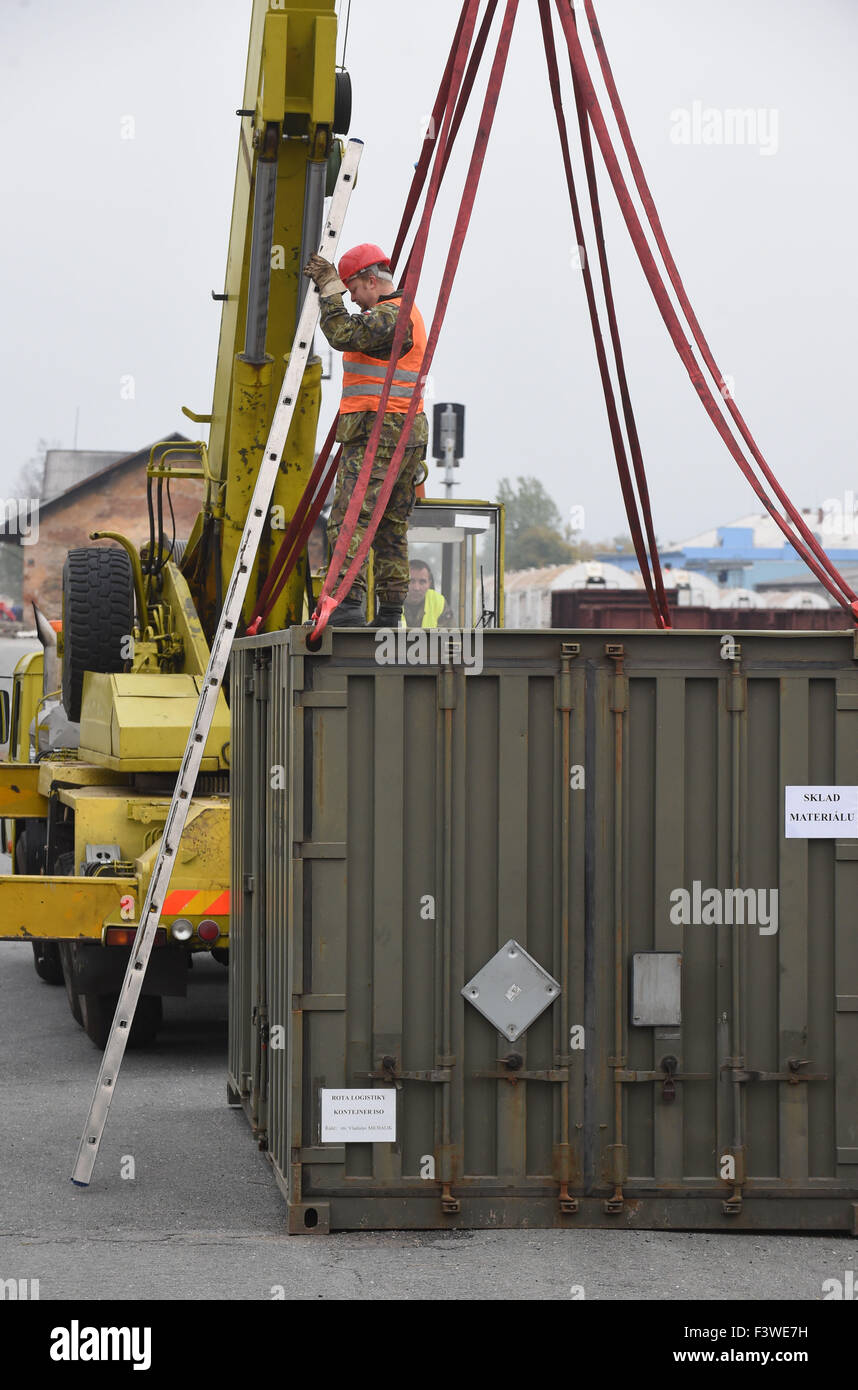 Czech troops train hi-res stock photography and images - Alamy