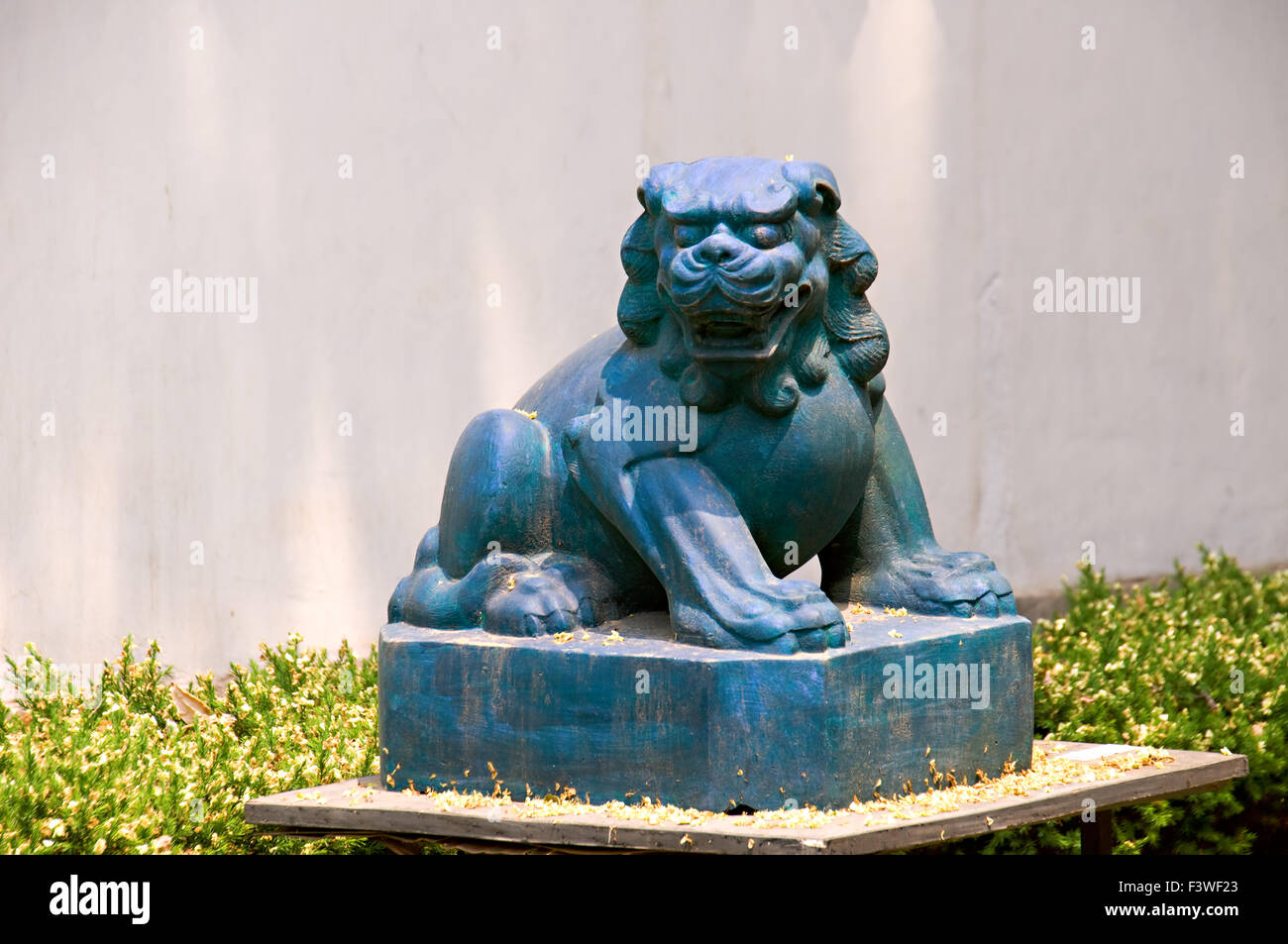 Stone chinese temple hi-res stock photography and images - Alamy