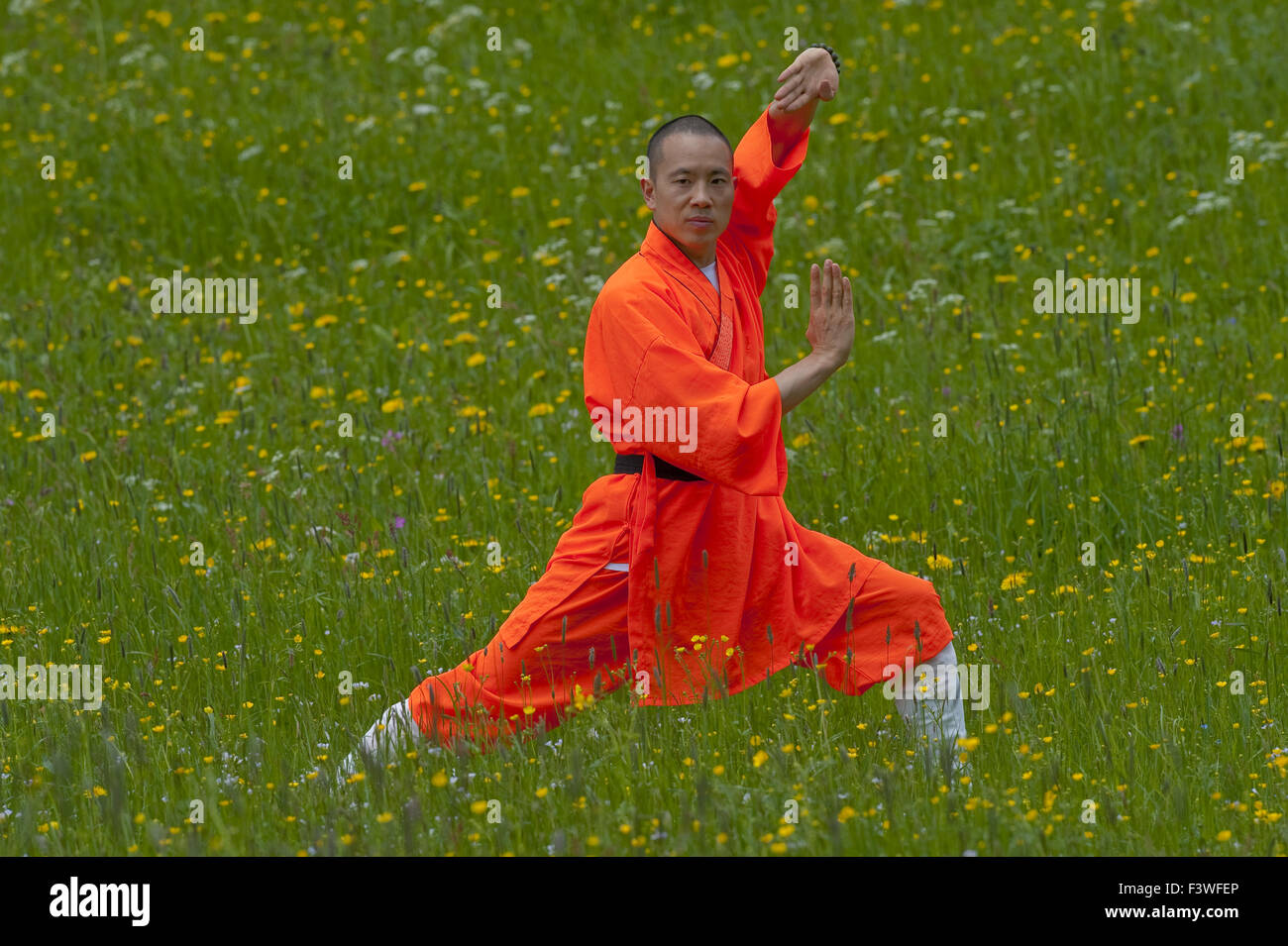 Shaolinmonch hi-res stock photography and images - Alamy