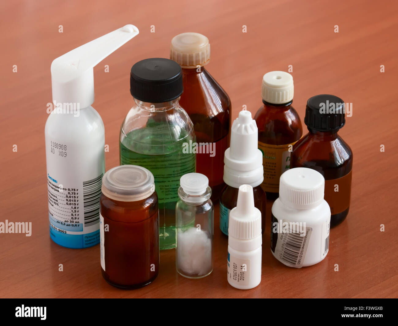 Group of drugs hi-res stock photography and images - Alamy