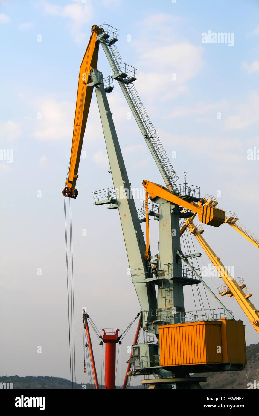 Lng trading hi-res stock photography and images - Alamy