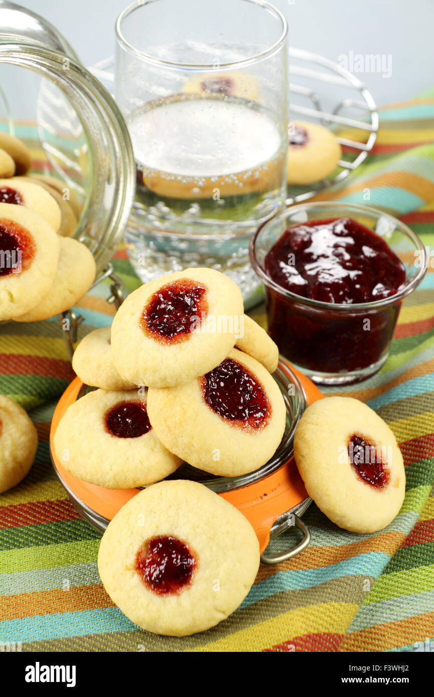 Jam jar glass of water hi-res stock photography and images - Alamy