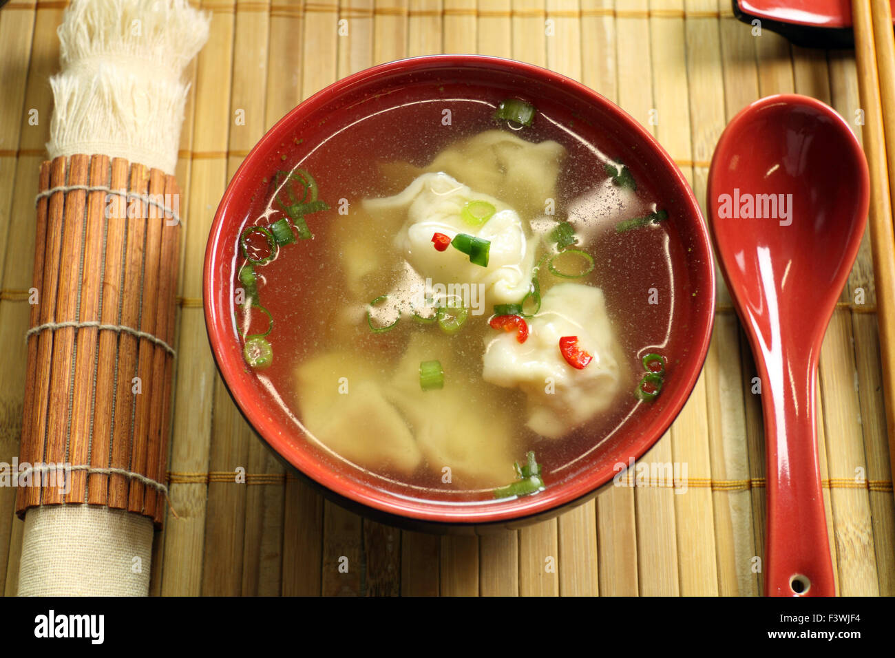 Chinese Short Soup Stock Photo - Alamy
