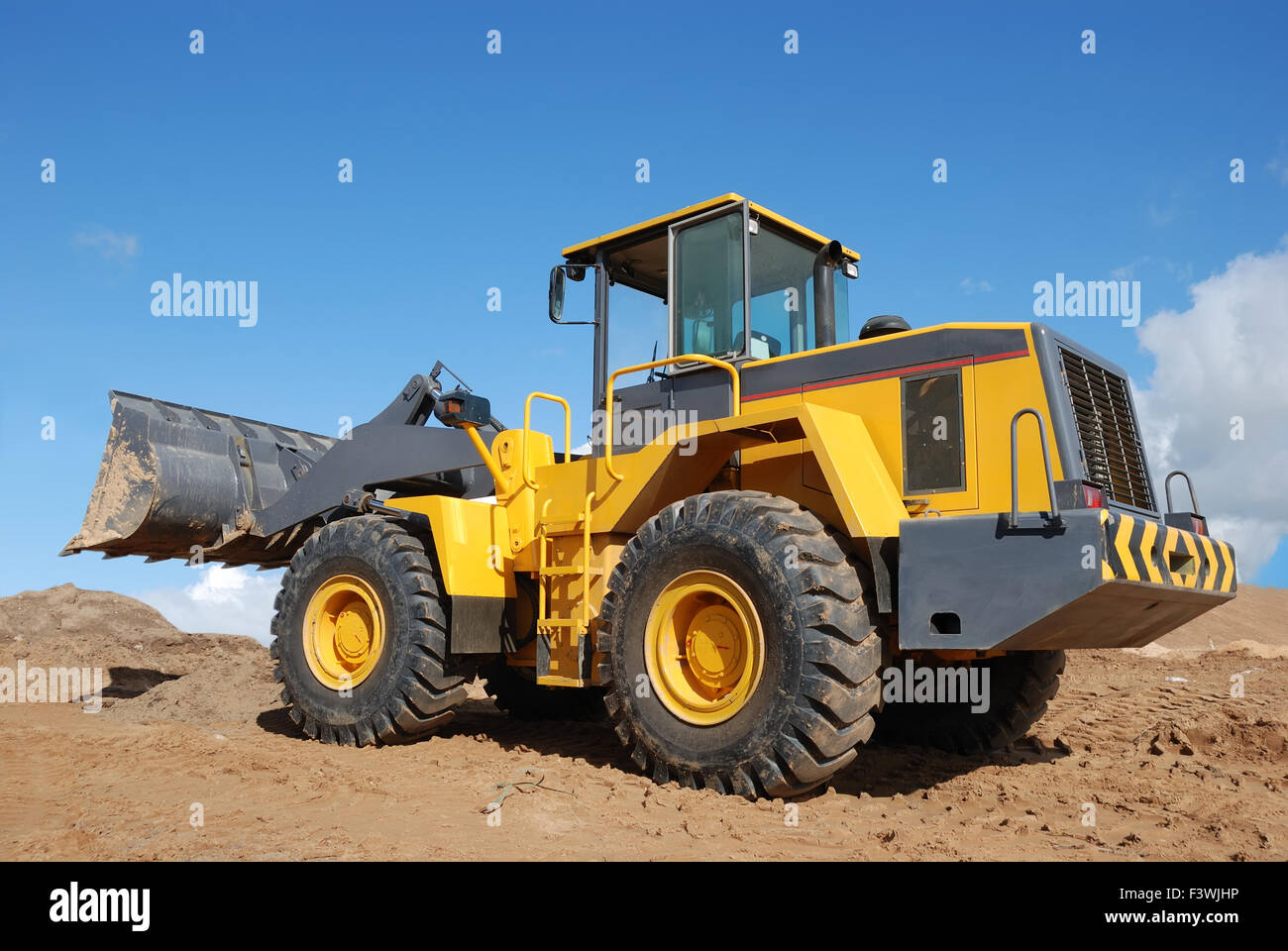 Wheel loader Stock Photo - Alamy