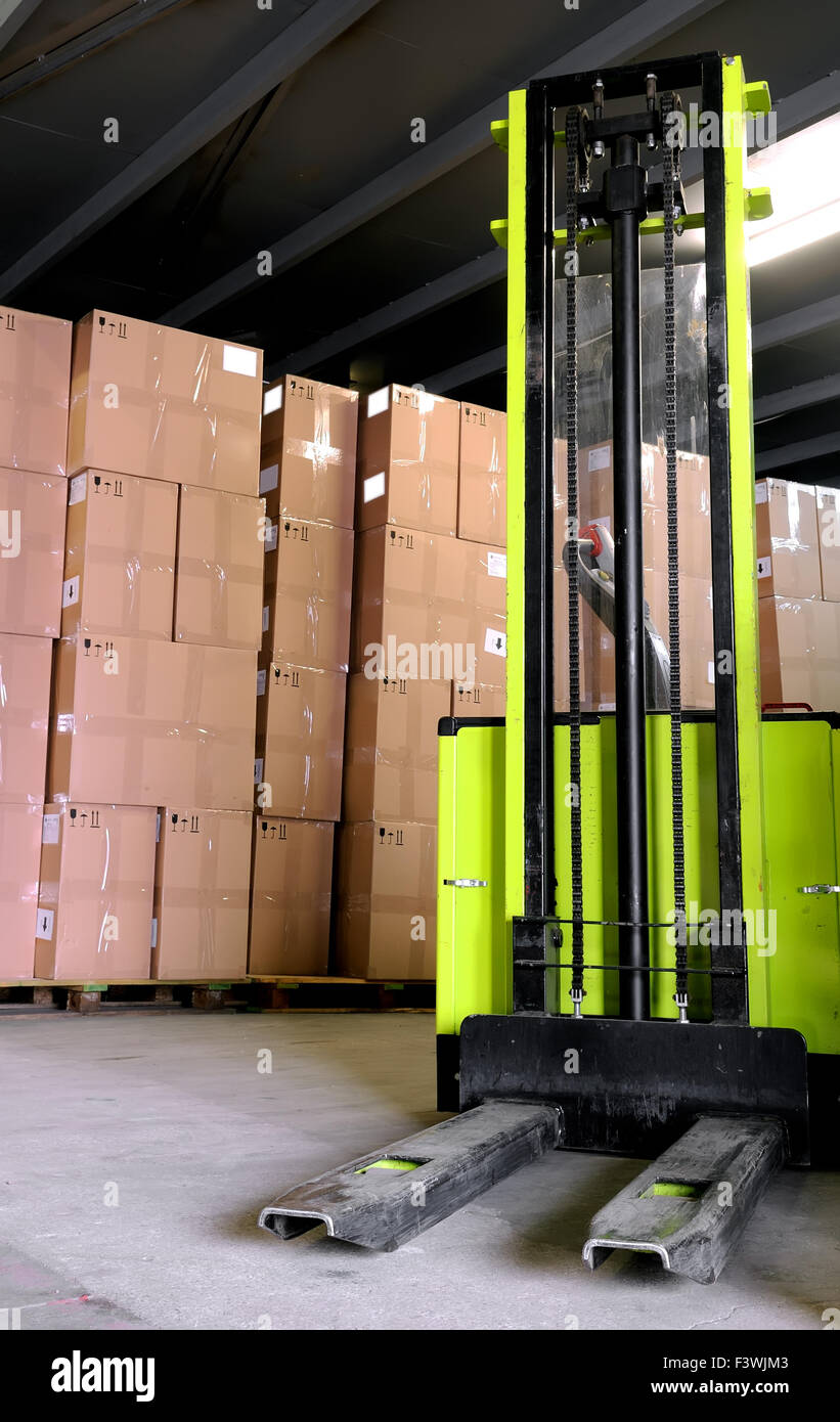 Stacker rack hi-res stock photography and images - Alamy