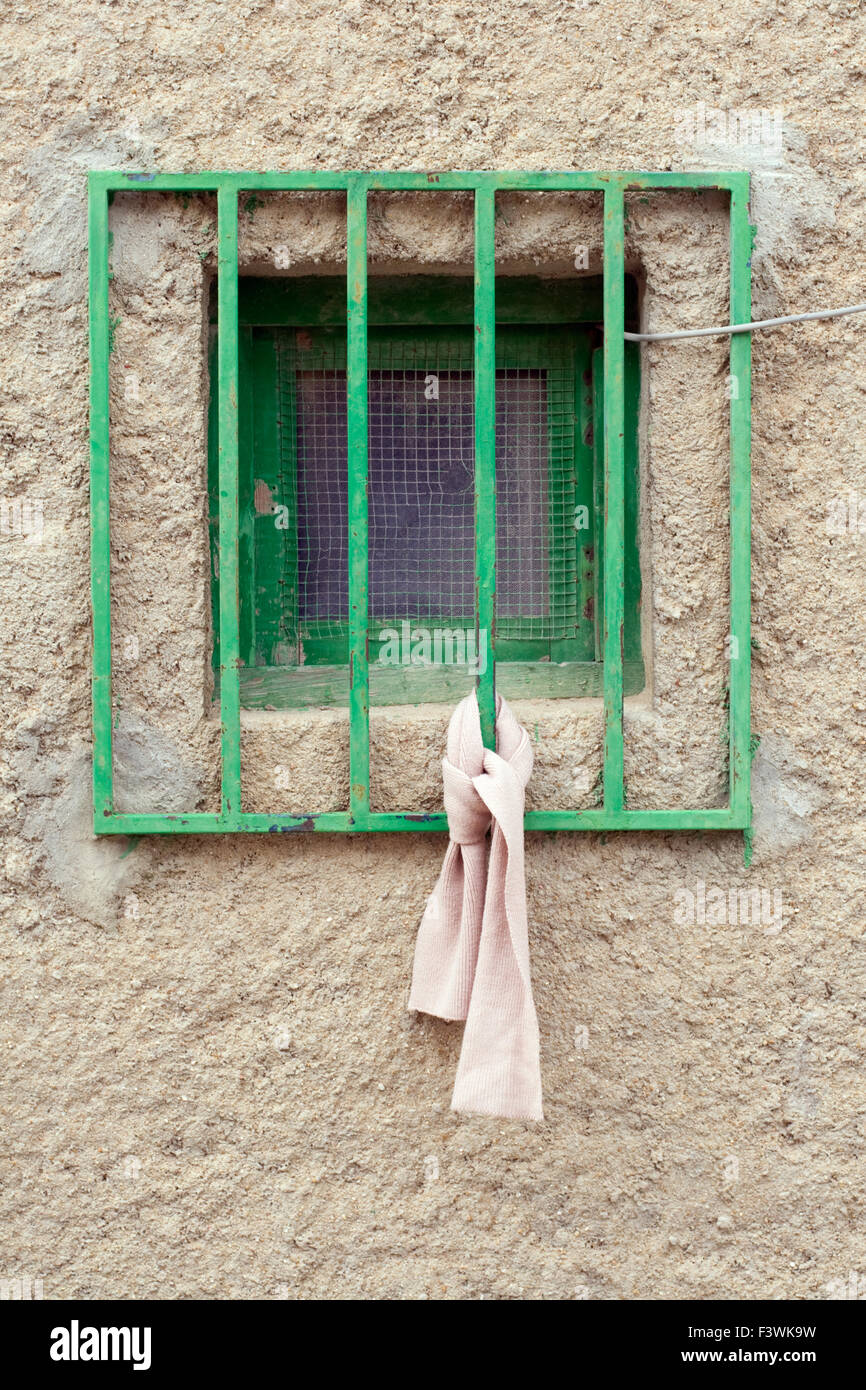 Lost clothes hi-res stock photography and images - Alamy