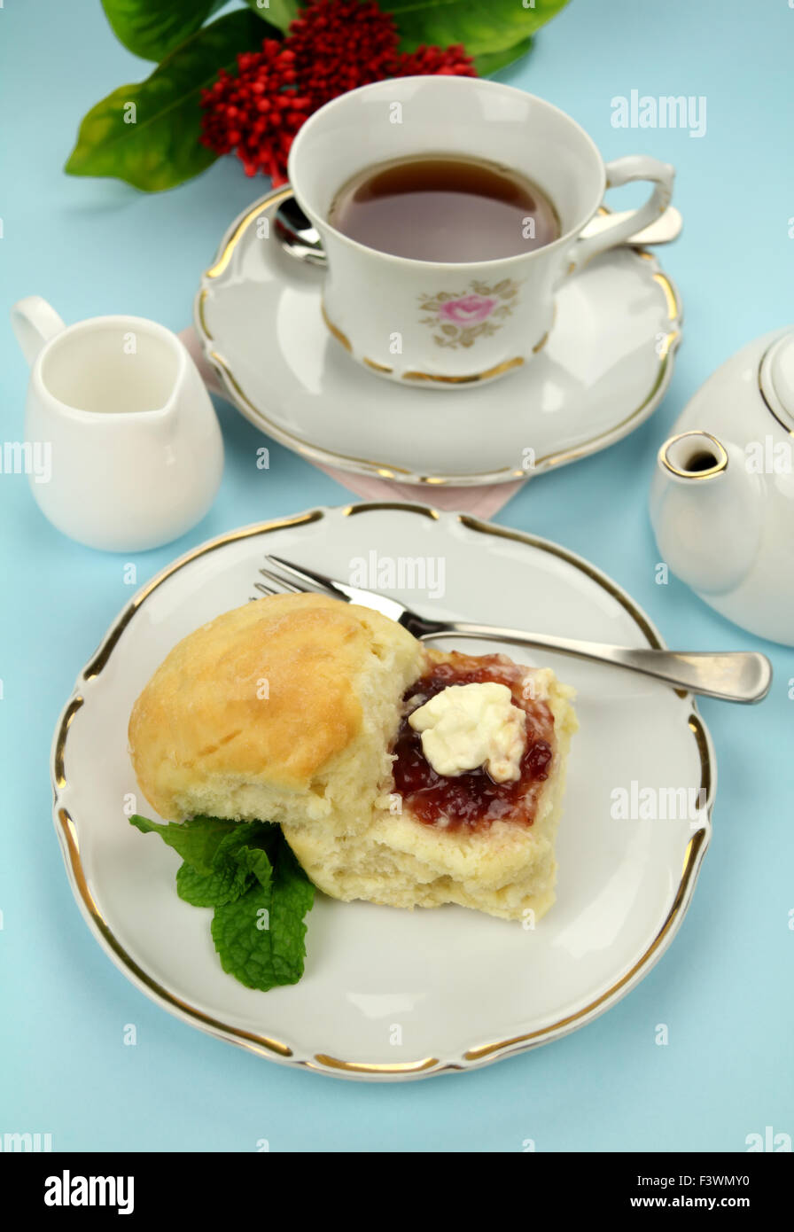 Tea And Scones Stock Photo - Alamy