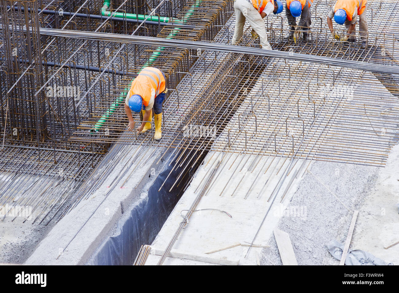 forming structural steel for concrete work Stock Photo - Alamy