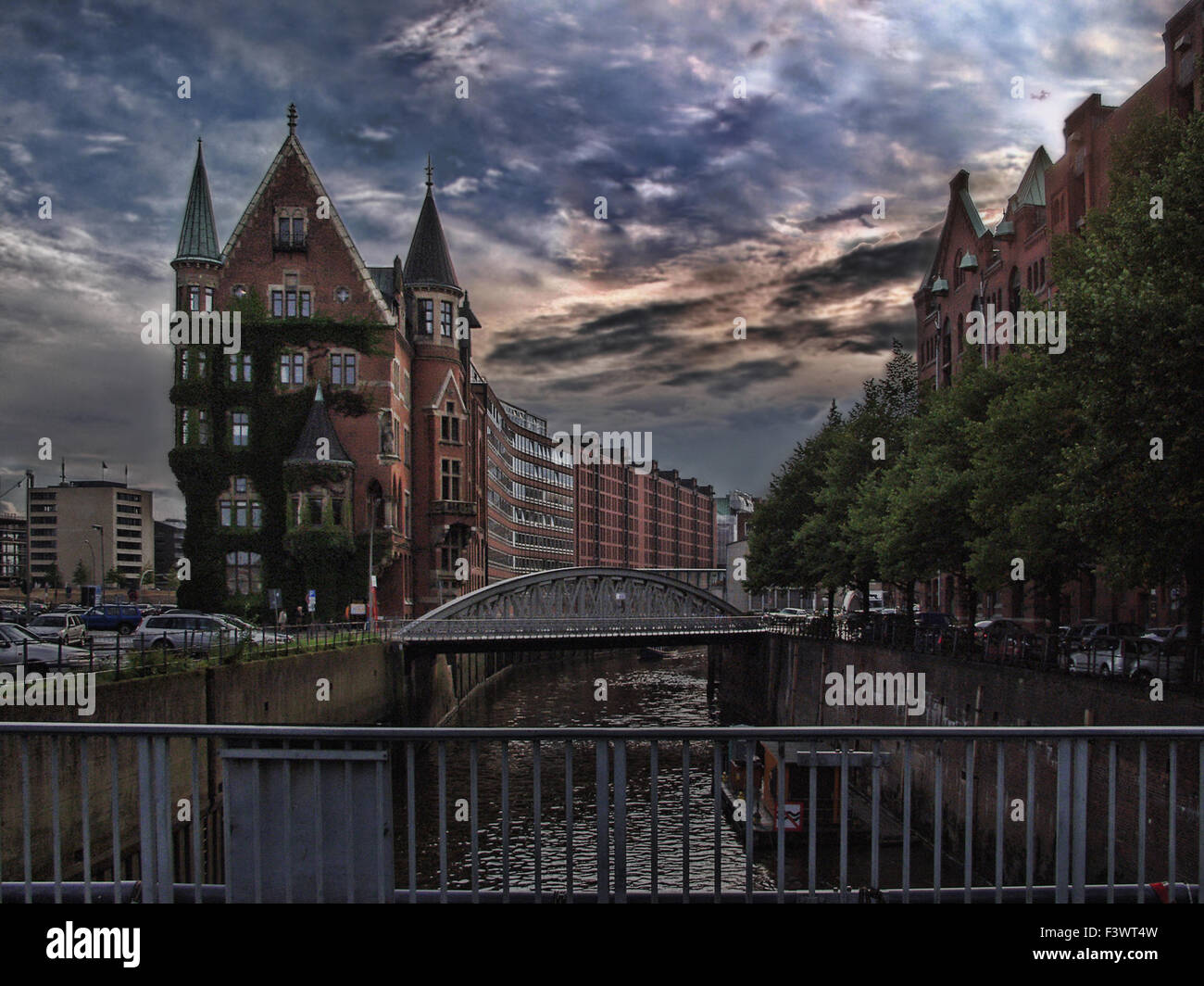 Sunday evening hi-res stock photography and images - Alamy