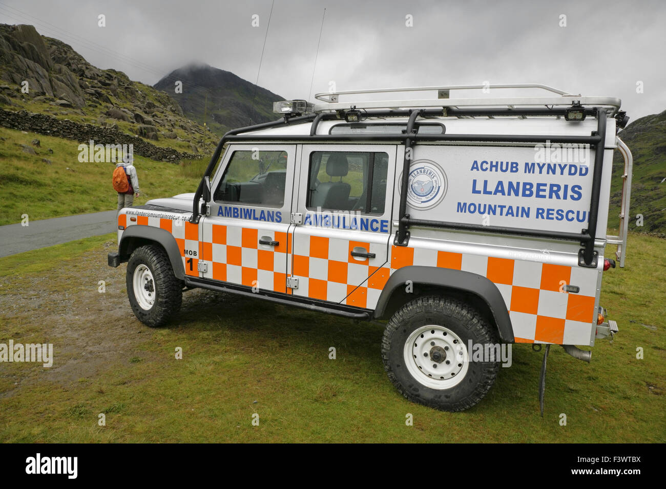 4x4 ambulance hi-res stock photography and images - Alamy