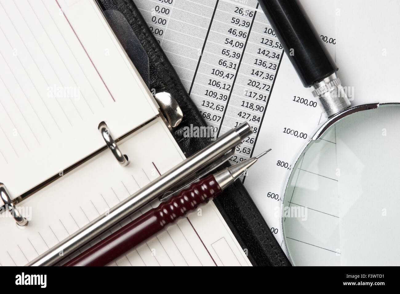 office still life Stock Photo - Alamy